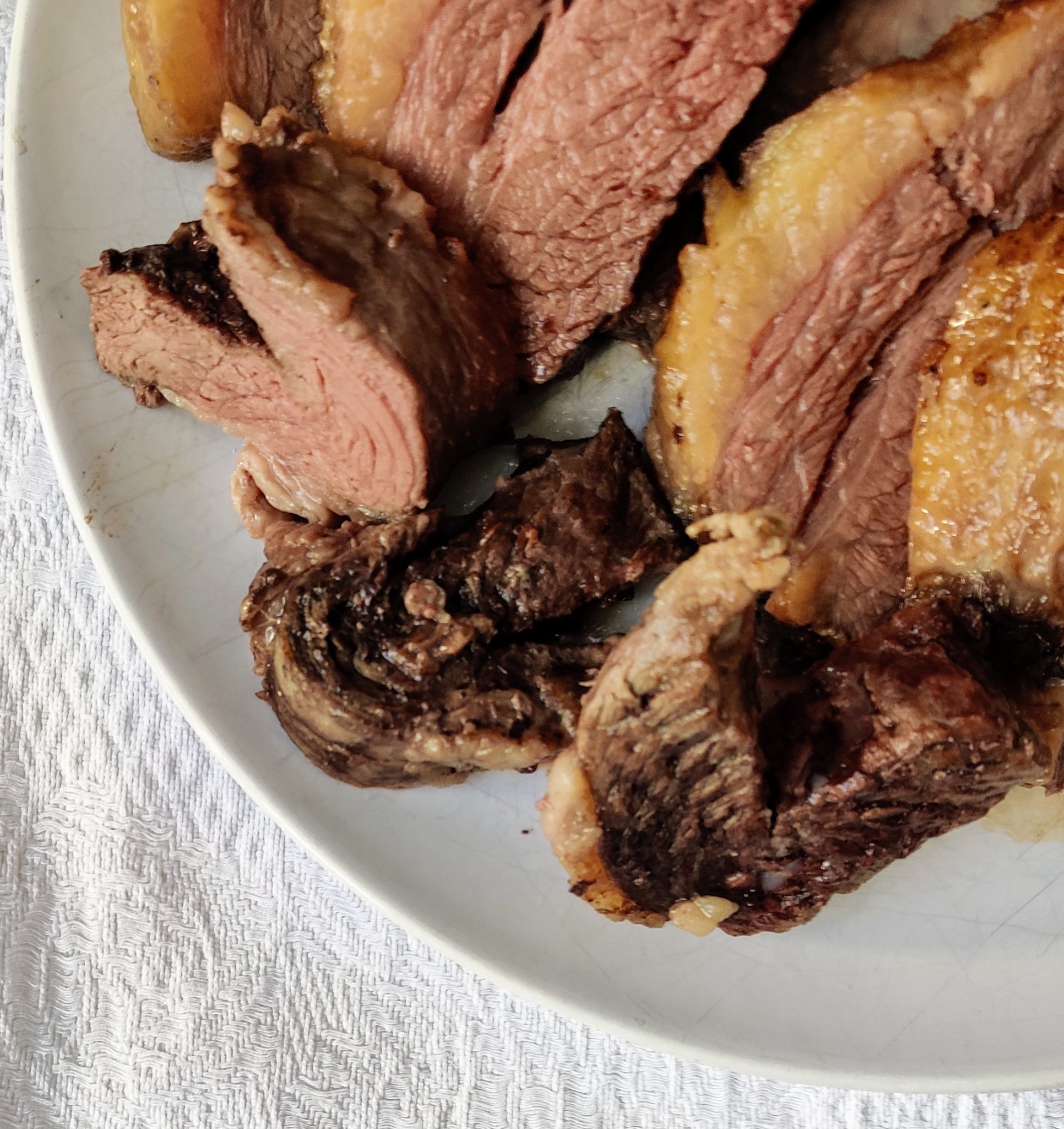 Slow Cooker Roast Beef with Gravy- 24 Days of Christmas – Googies ...