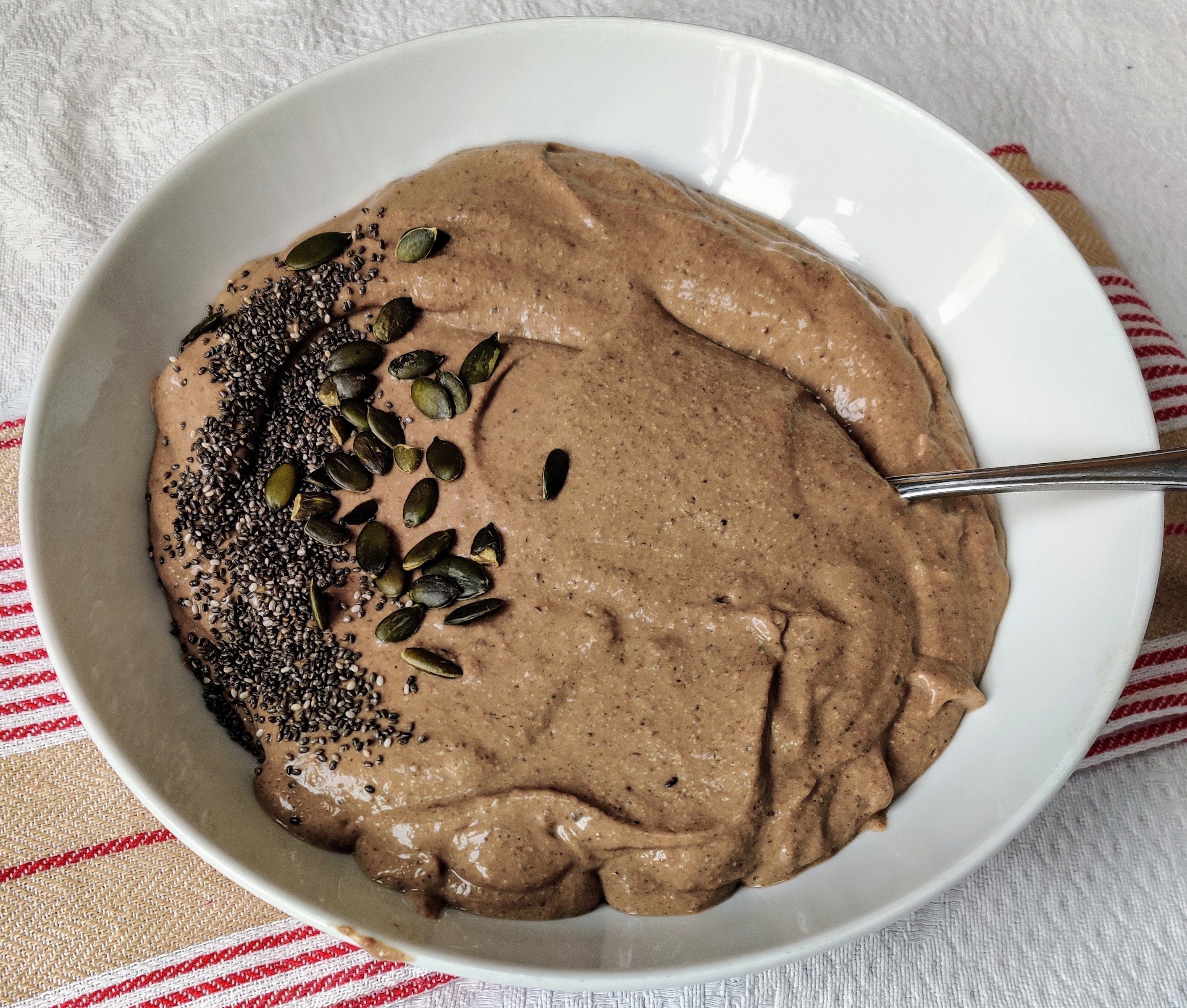 Chocolate and Prune Lentil Smoothie Bowl – Googies Kitchen Life