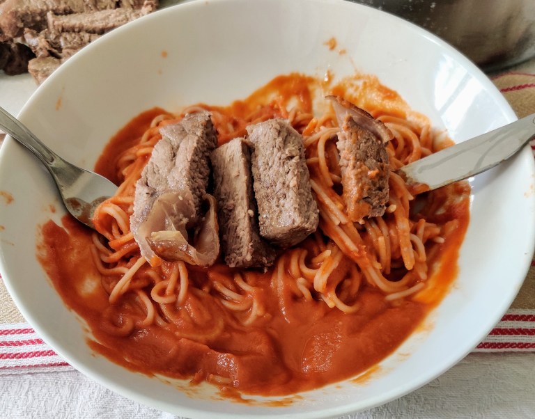 Oven Baked Chunky Beef Spaghetti Bolognese – Video Version – Googies ...