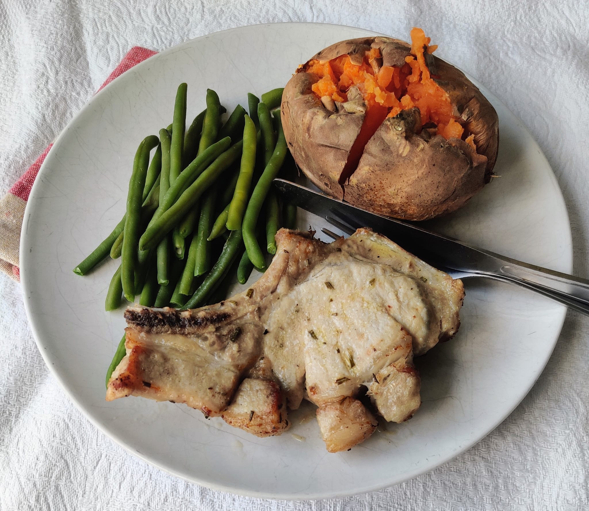Rosemary and Garlic Pork Chops with Jacket Potato – Googies Kitchen Life
